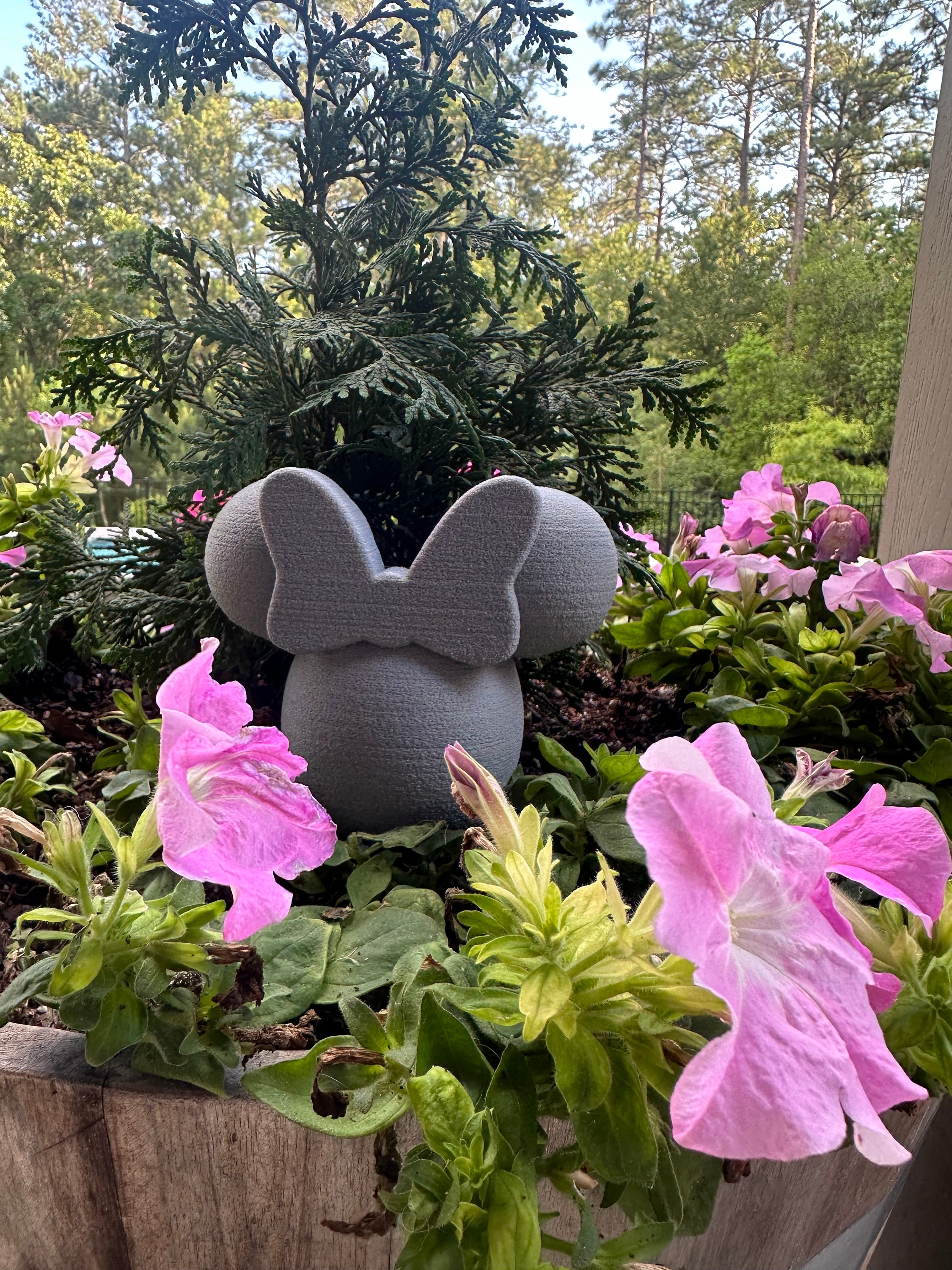 Disney Minnie Head Garden Statue - Decor, Cement Appearance Modern ...