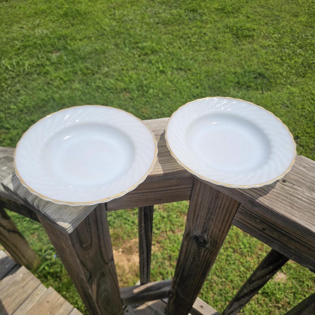 Vintage Fire King Swirl Milk Glass Salad Plates, Gold Trim Set of 2 - Etsy