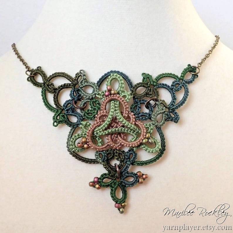 Tatting Pattern Celtic Triangle Necklace PDF Instant Download - Etsy