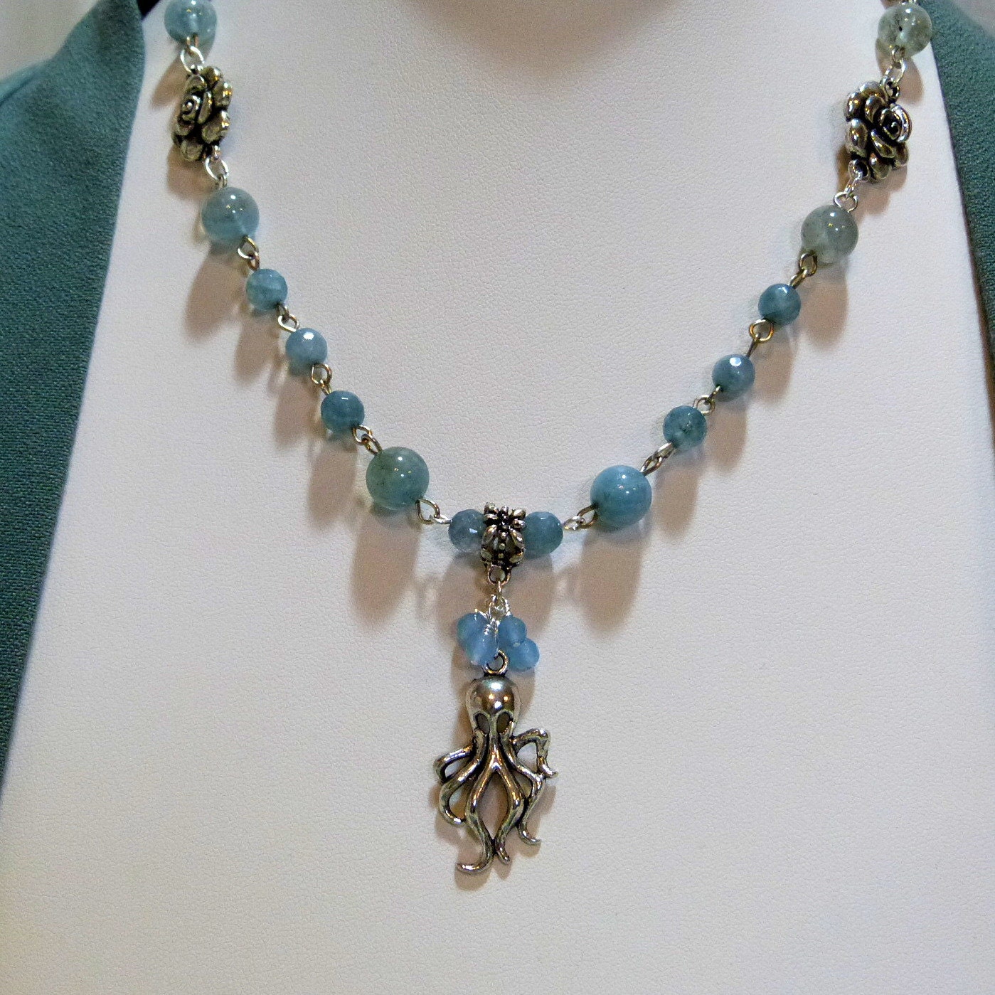 Squid and Aquamarine Chain Necklace - Etsy
