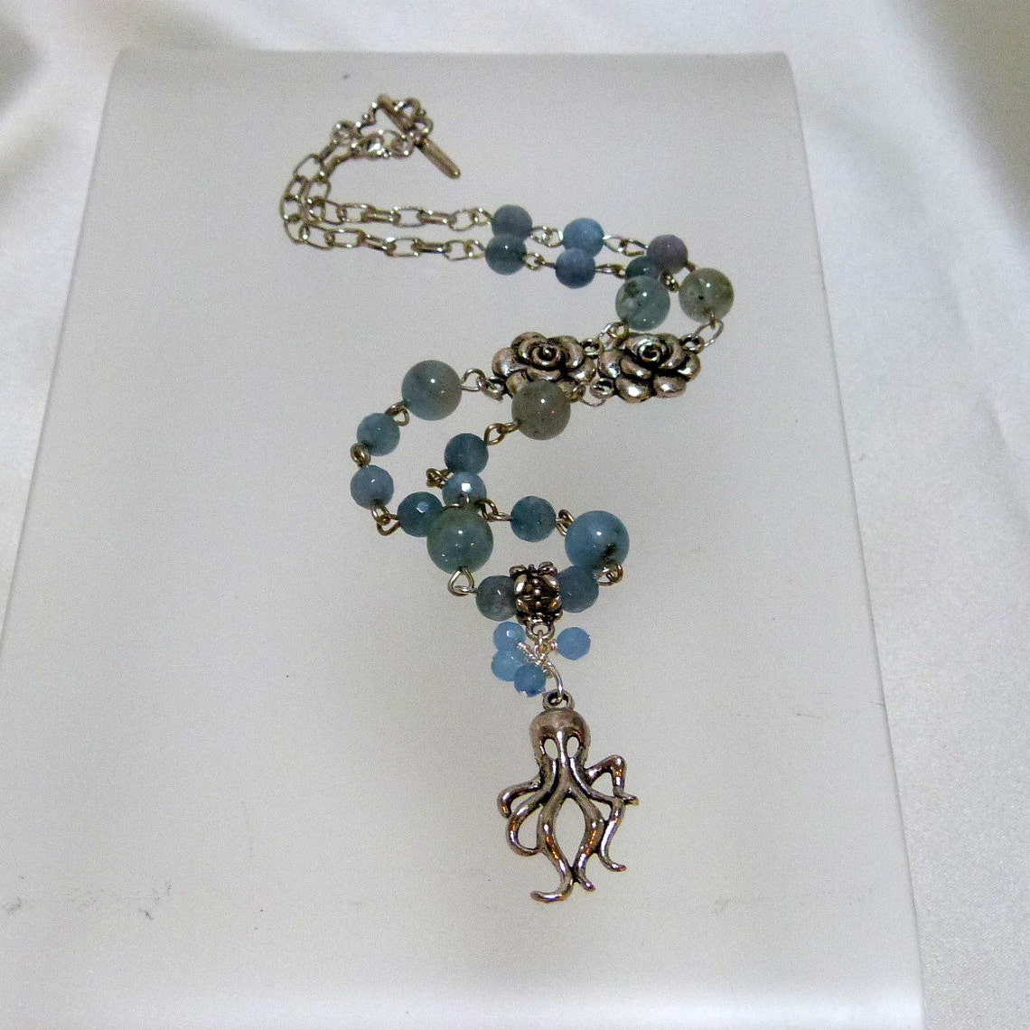 Squid and Aquamarine Chain Necklace - Etsy