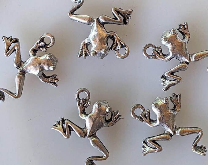 5 Silver FROG Charms, Small Frog Pendants - Etsy
