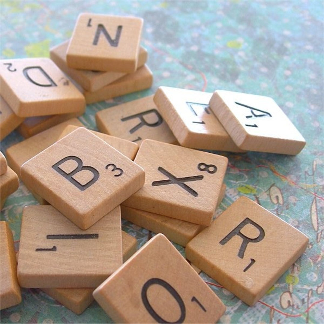 30 Wooden Scrabble Letter Tiles Game Pieces for Crafting, Jewelry ...