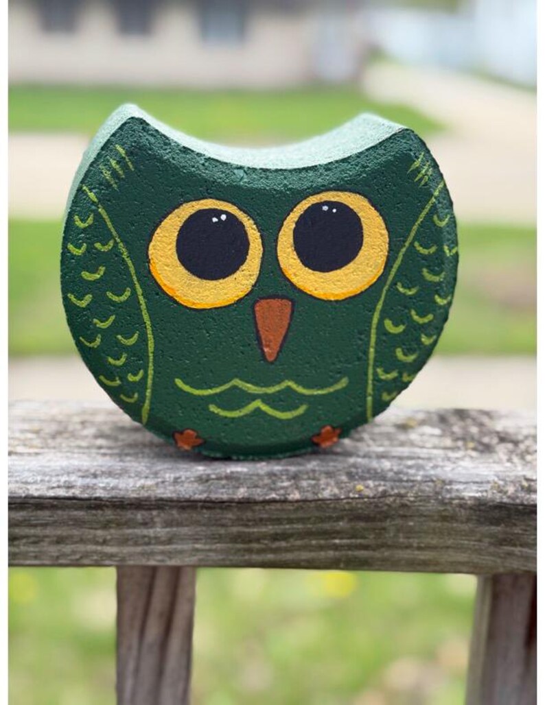 Hand-painted Brick Owls (green) - Etsy
