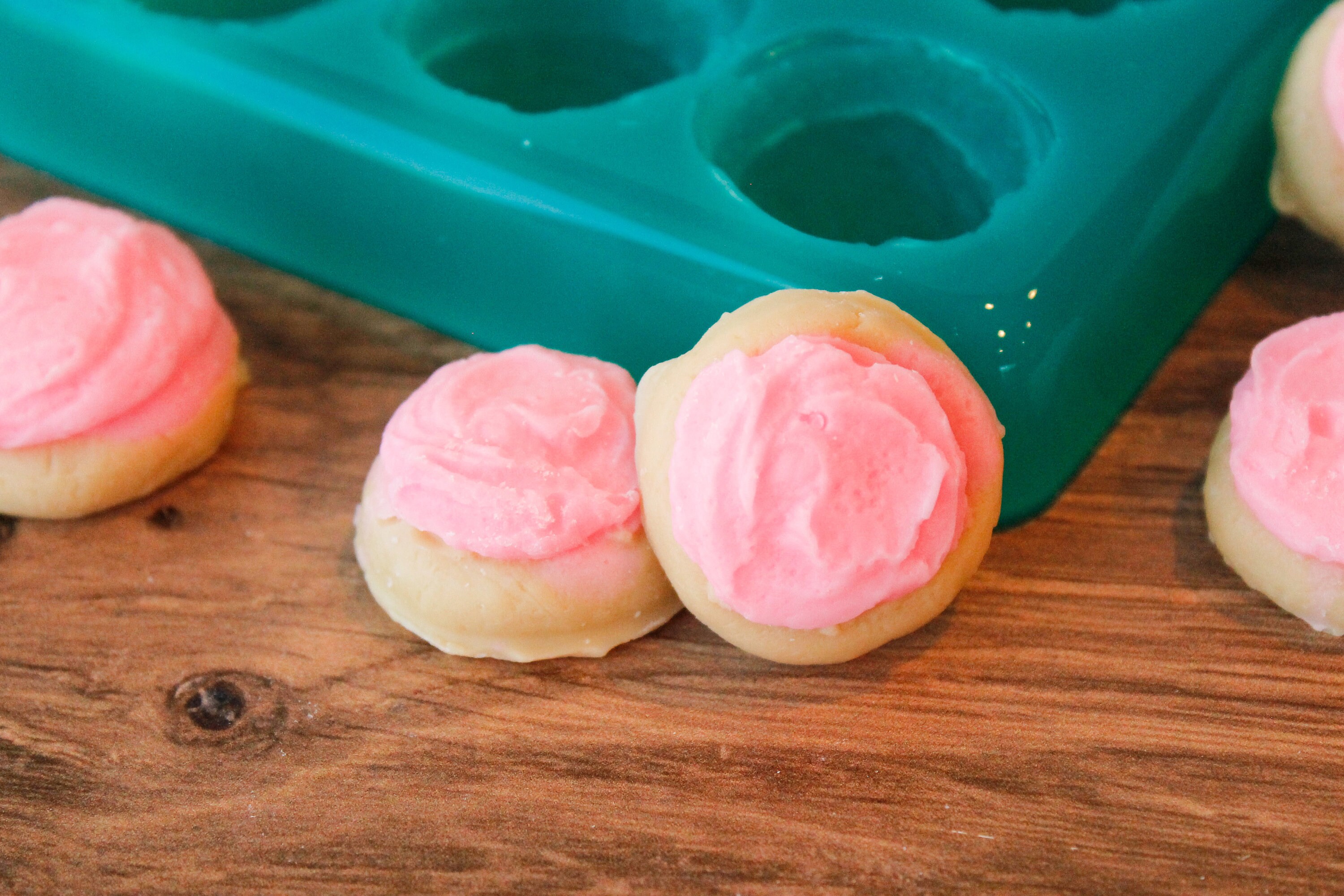 Mini Frosted Sugar Cookie Silicone Mold | Silicone Wax Melt Molds ...