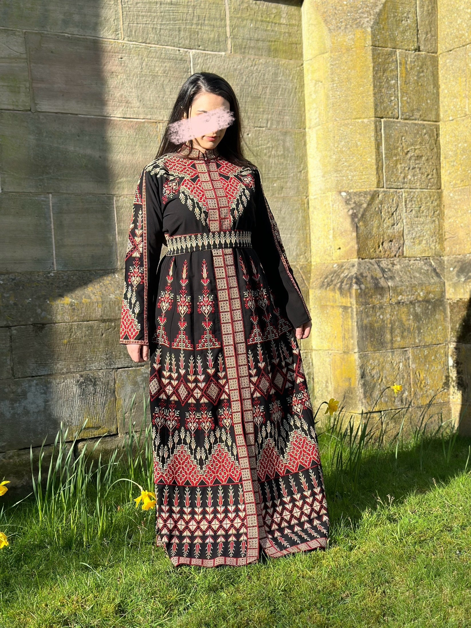 Beautiful Arabian Palestinian Syrian Design Embroidered Dress Thobe ...