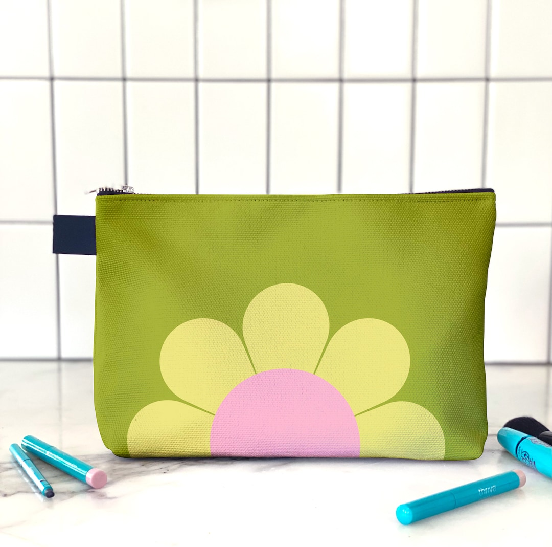 Daisy Makeup Bag, Retro Yellow Green Cosmetic Pouch - Etsy