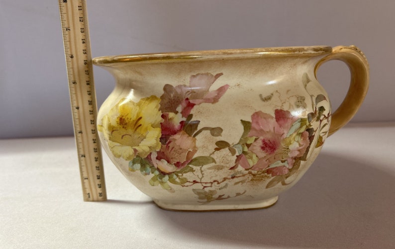 Antique Doulton Burslem Chamber Pot, 1882 - 1901, England, Bathroom ...