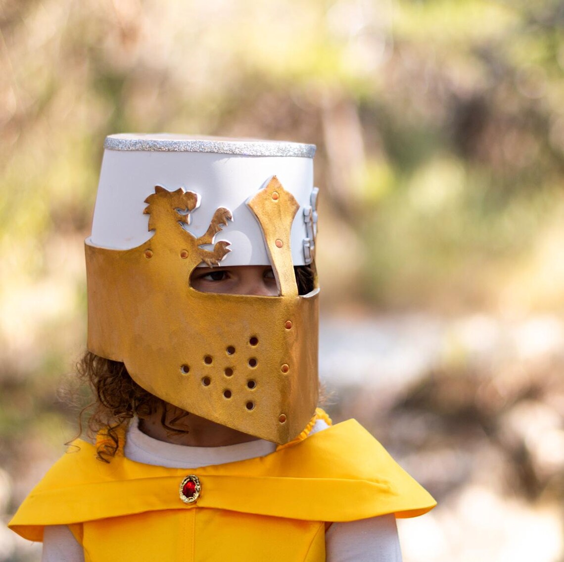 Knight Helmet Gold Lion | Great Helm Style Costume | Kid Size 50cm, 19 ...