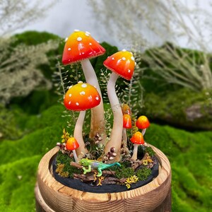Handmade Fantasy Mushroom Lamp With Swamp & Lizard, Unique Chameleon ...