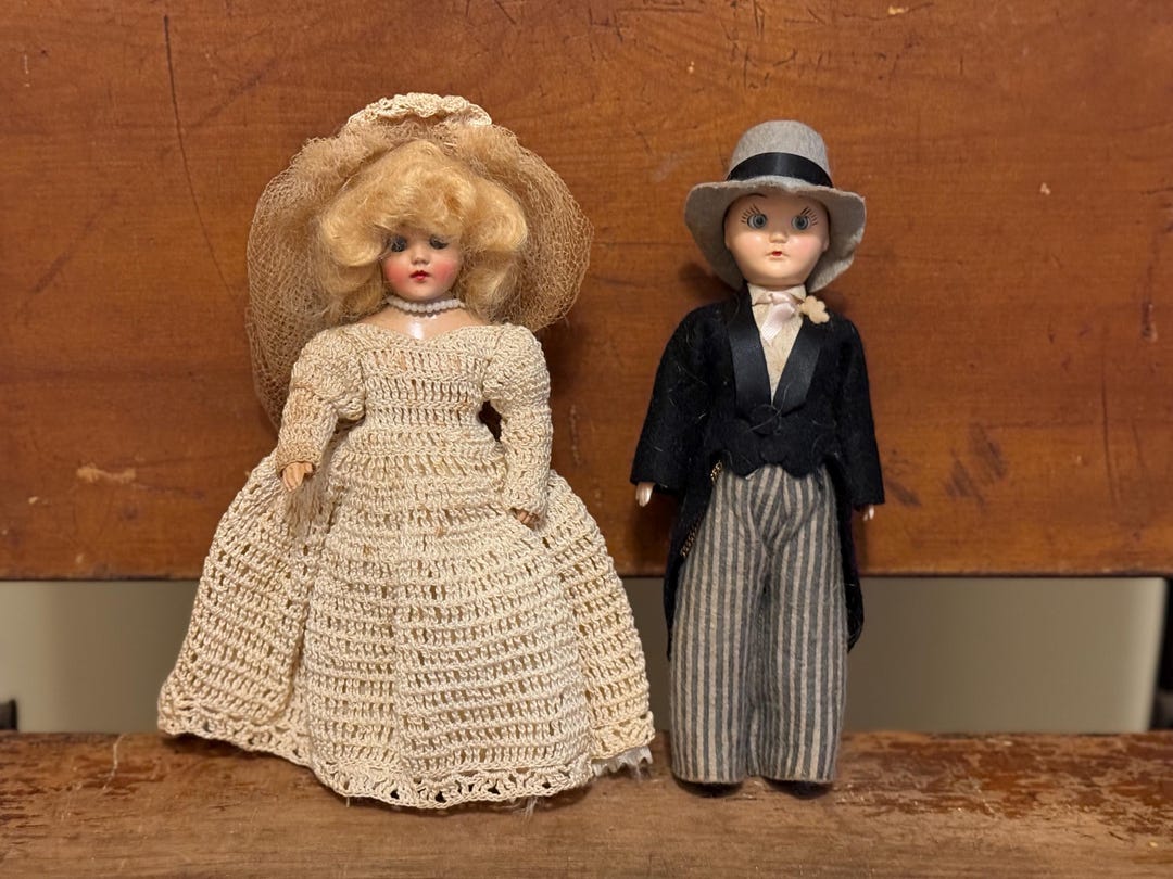 Vintage Bride and Groom Dolls - Etsy