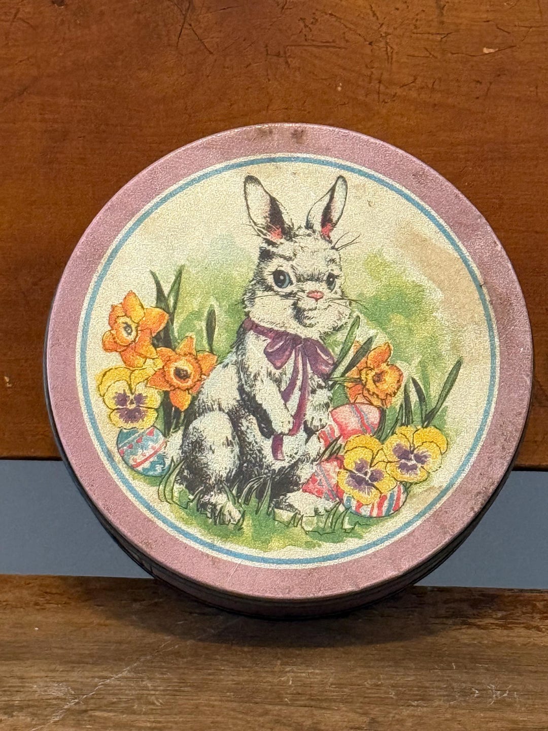 Vintage Bunny Tin - Etsy