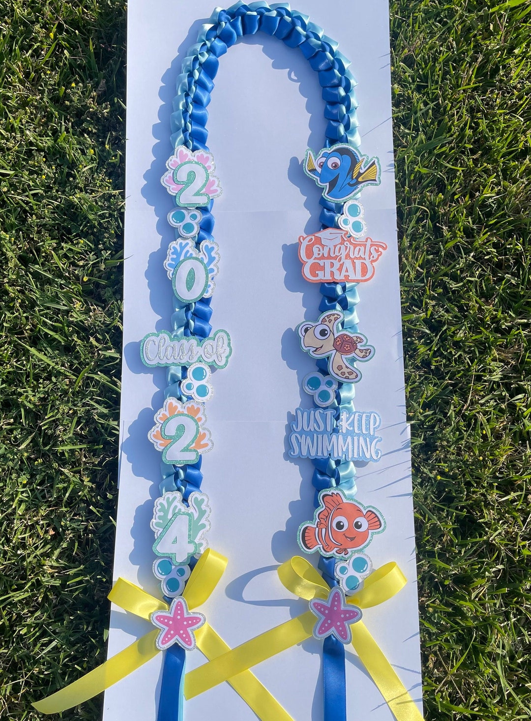 Nemo & Dory Graduation Lei/ Grad Lei/ Ribbon Lei/ Grad Gifts/ Congrats ...