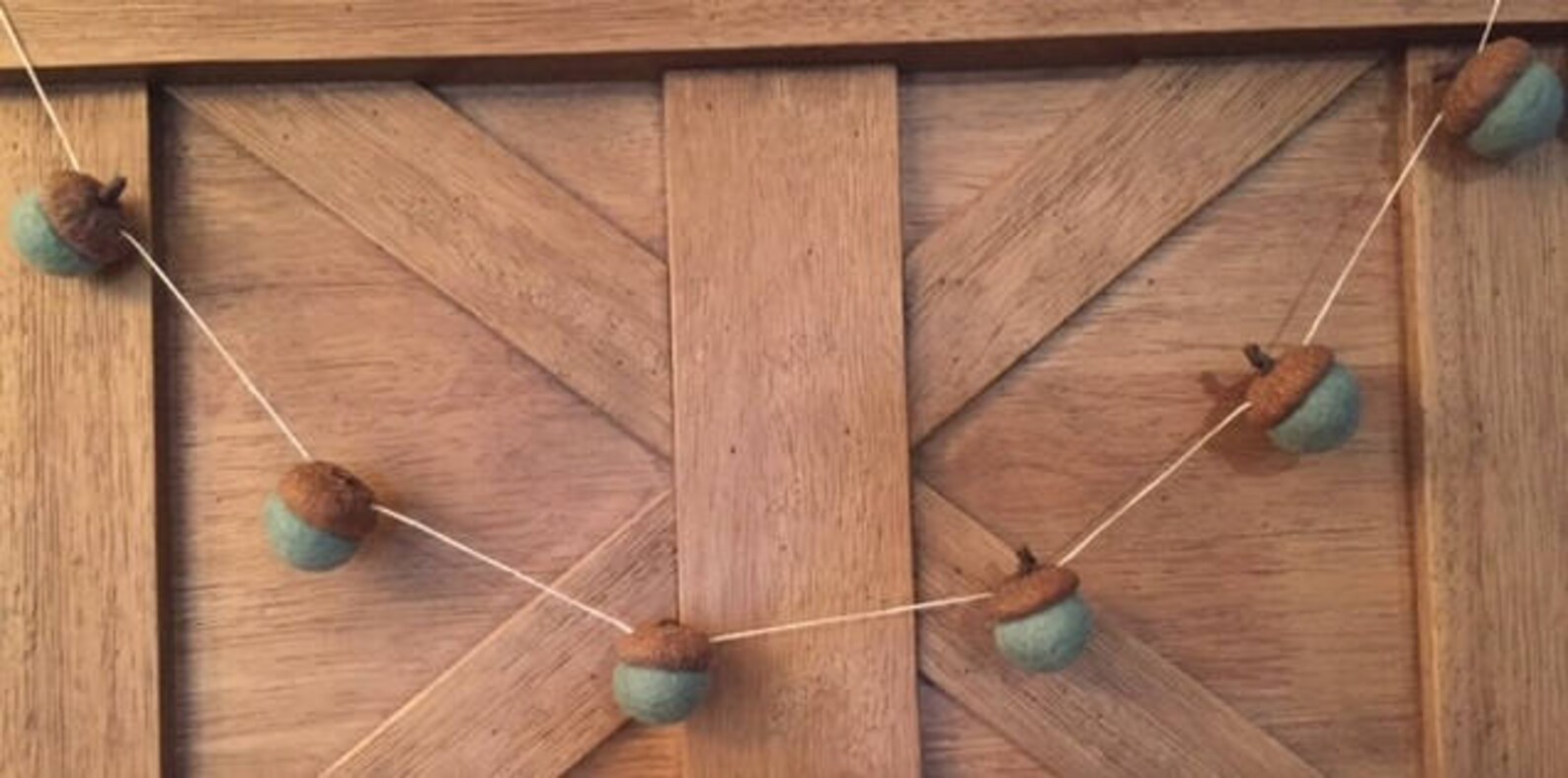 Felted Wool Acorn Garland Felt Acorns on Hemp String Set of 12 in Gift ...