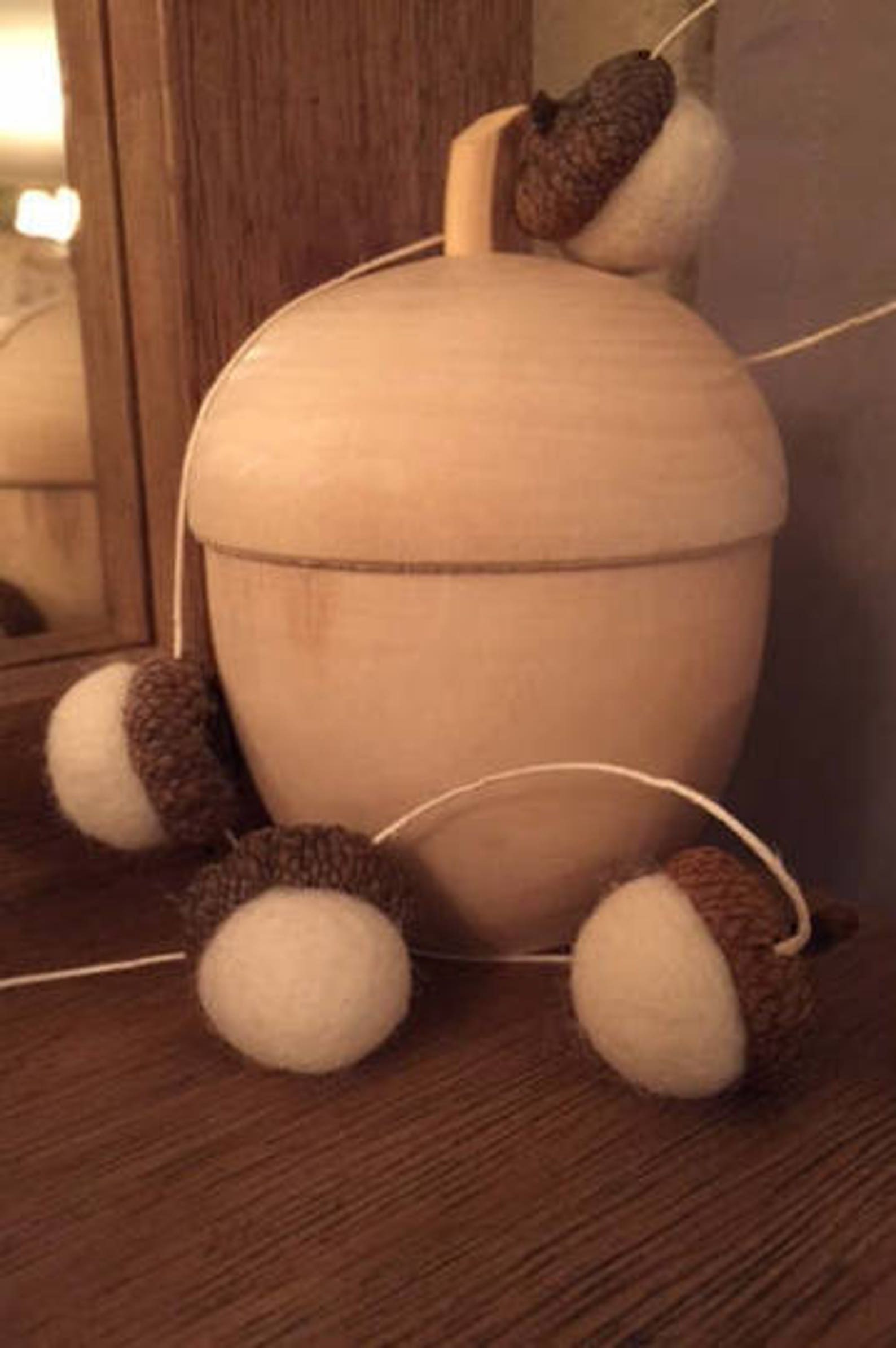 Felted Wool Acorn Garland Felt Acorns on Hemp String Set of 12 in Gift ...