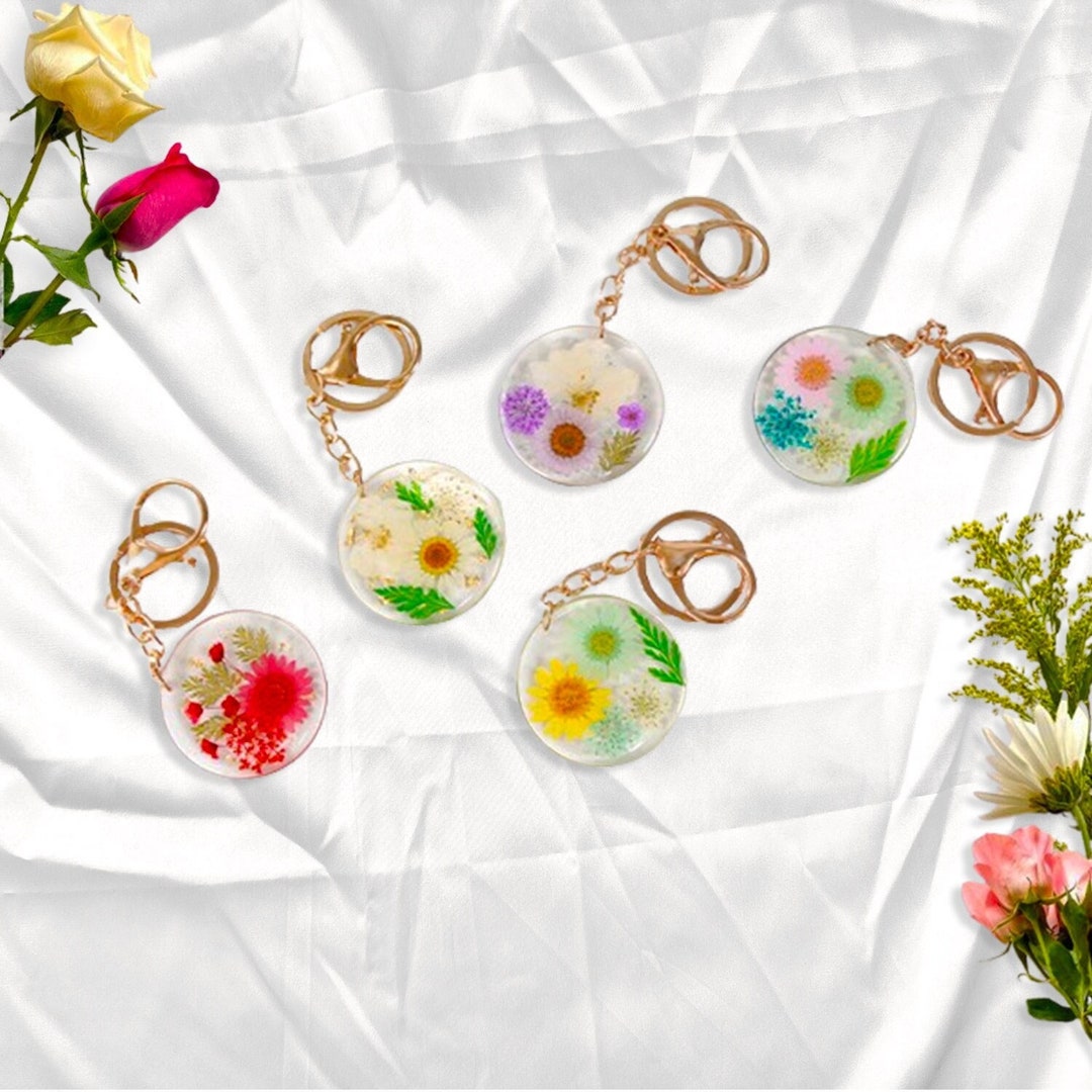 Handmade Flower Resin Keychains,lavender Keychain,pressed Flower ...