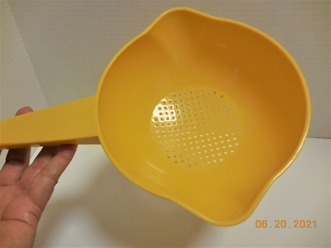 Vintage Tupperware Strainer With Handle Round Yellow Plastic - Etsy