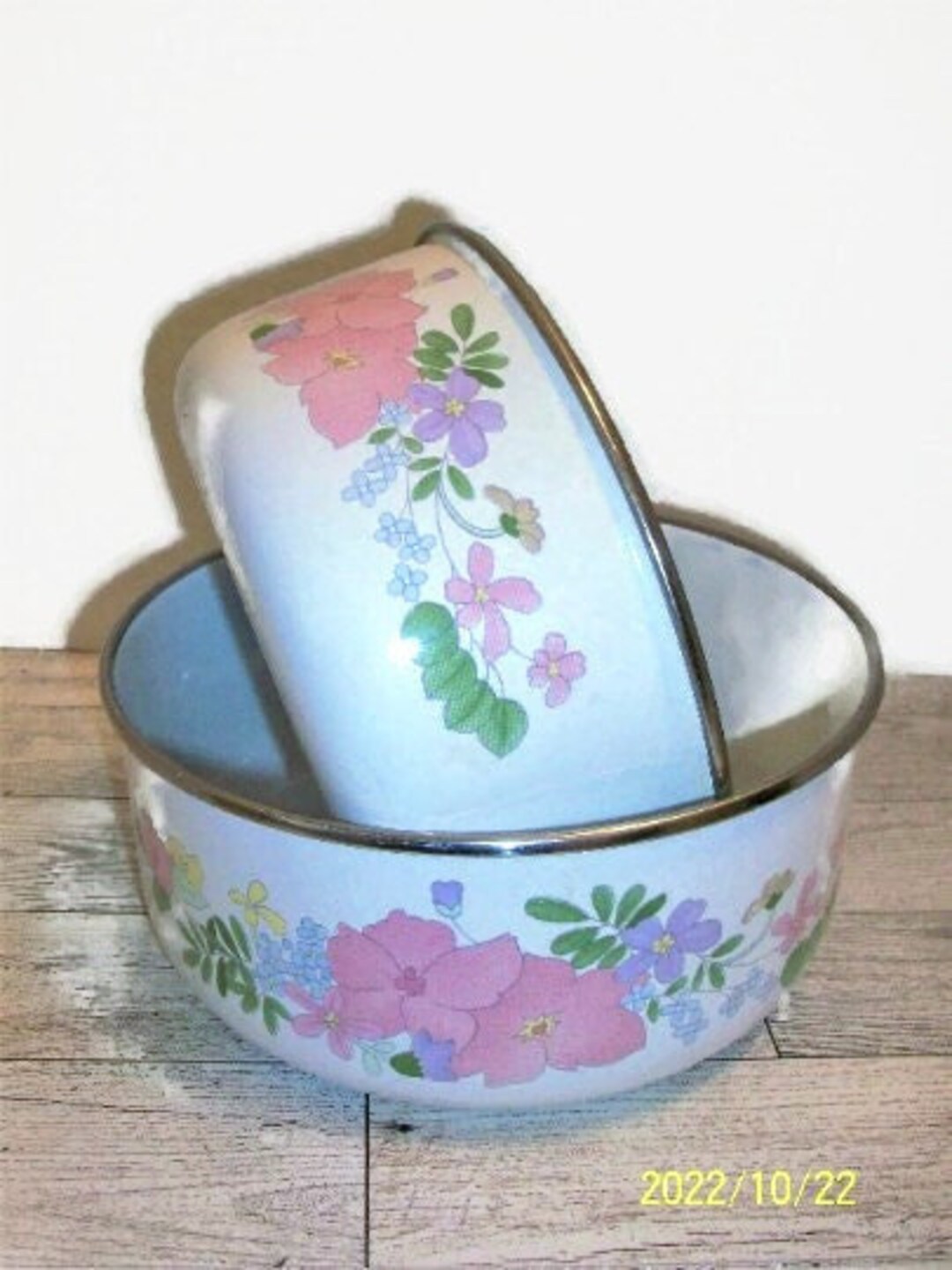 Vintage Enameled Metal Nesting Bowls Set of Two | Floral Design Enamel ...