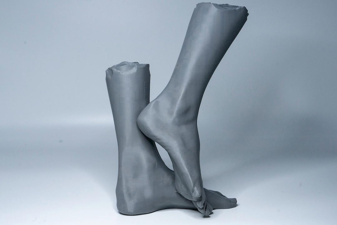Female Feet Sculpture Statue, Artist Foot Anatomy, Art Reference, Posed ...