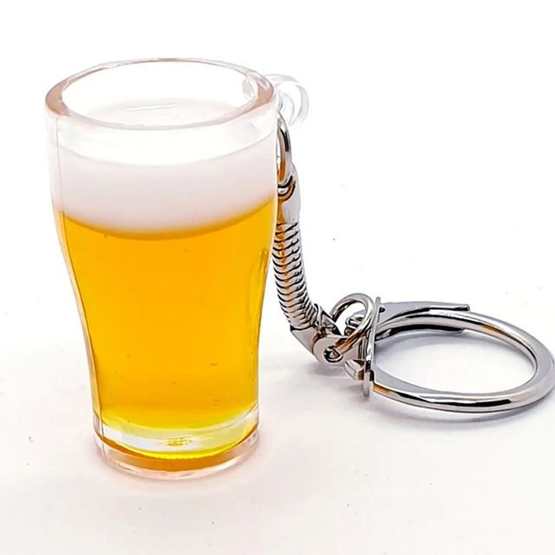 Pint of Lager Keyring - Etsy