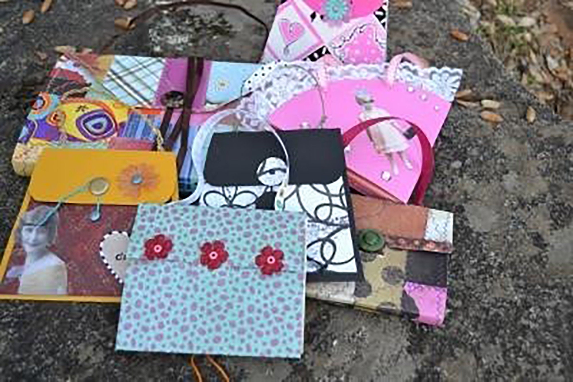 Making Mini Scrapbooks Tutorials, 34 Mini Album Tutorials, Easy to ...