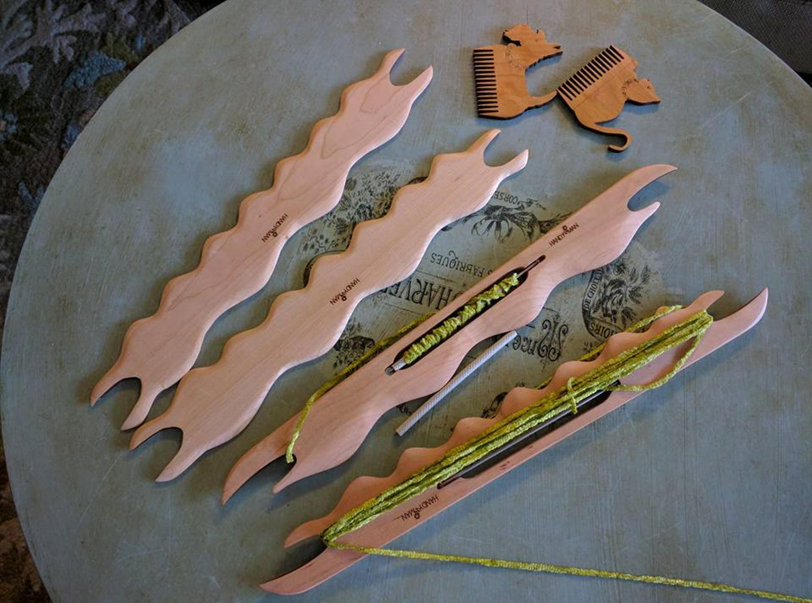 24 Handywoman Pattern Stick Shuttles - Etsy