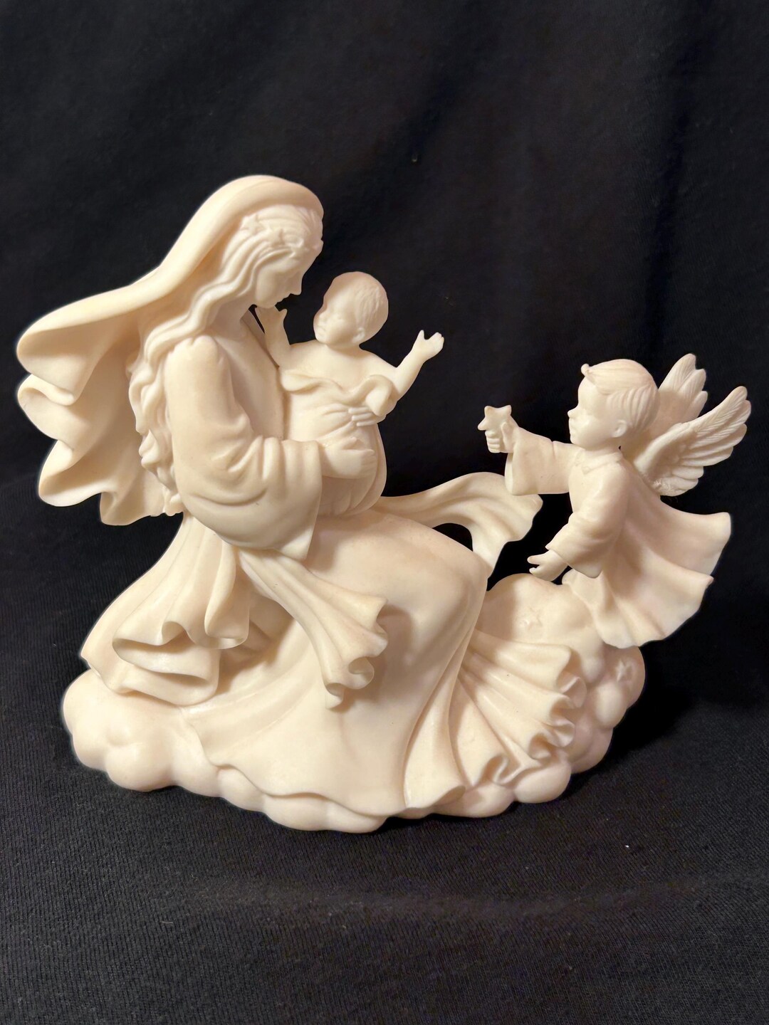 1995 Millenium Peace on Earth Roman Mary Baby Jesus Angel - Etsy