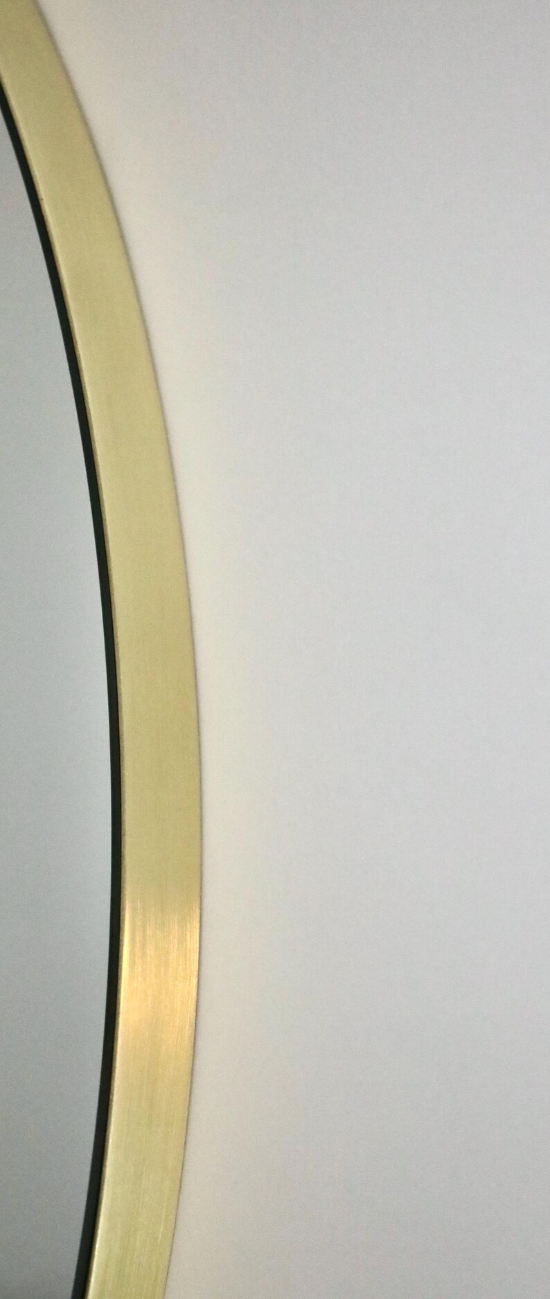 Seamless Round Mirror With Brass Frame - Etsy