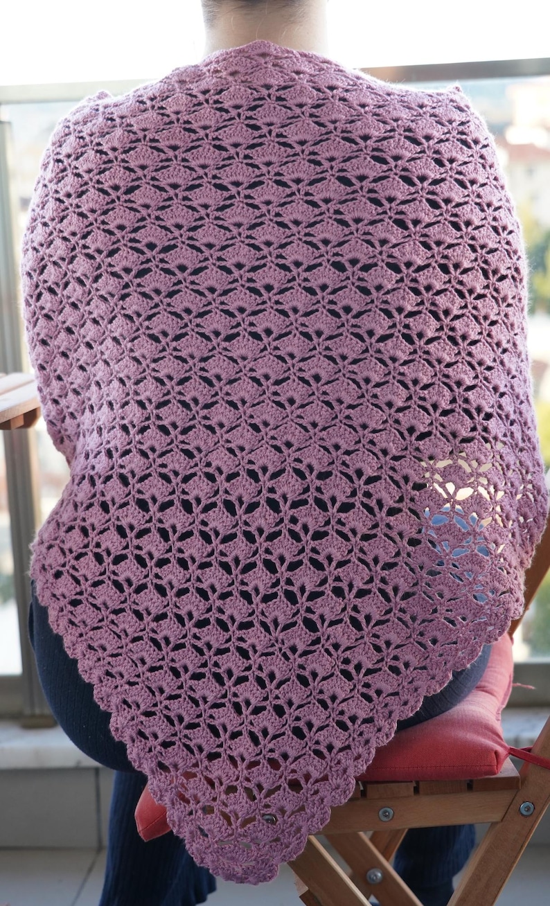 Crochet Triangle Shawl Pattern, Triangle Shawl, Boho Shawl, Shawl for ...