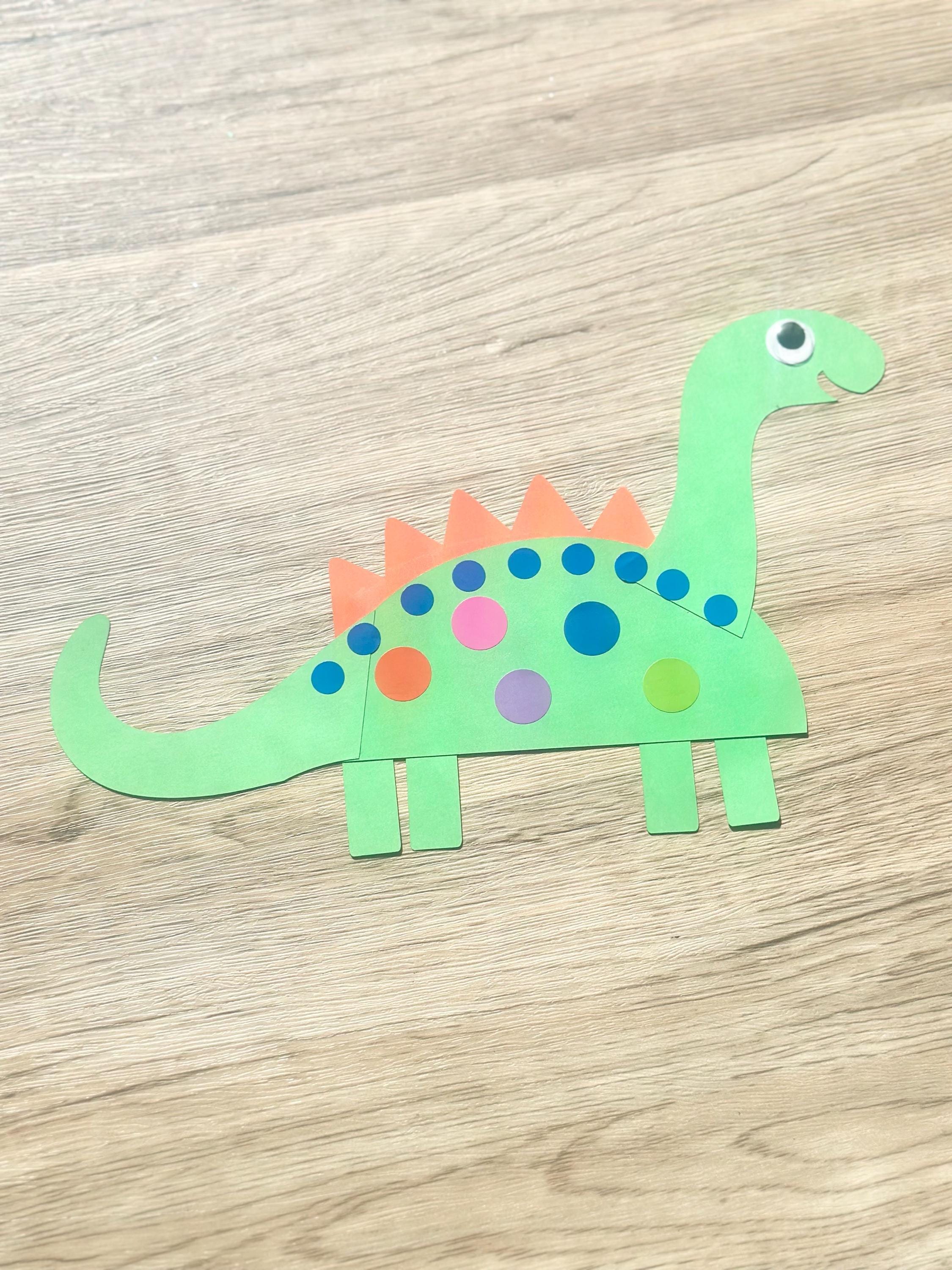 Brontosaurus Paper Craft Kit, Dinosaur Arts & Crafts Kit for Kids ...
