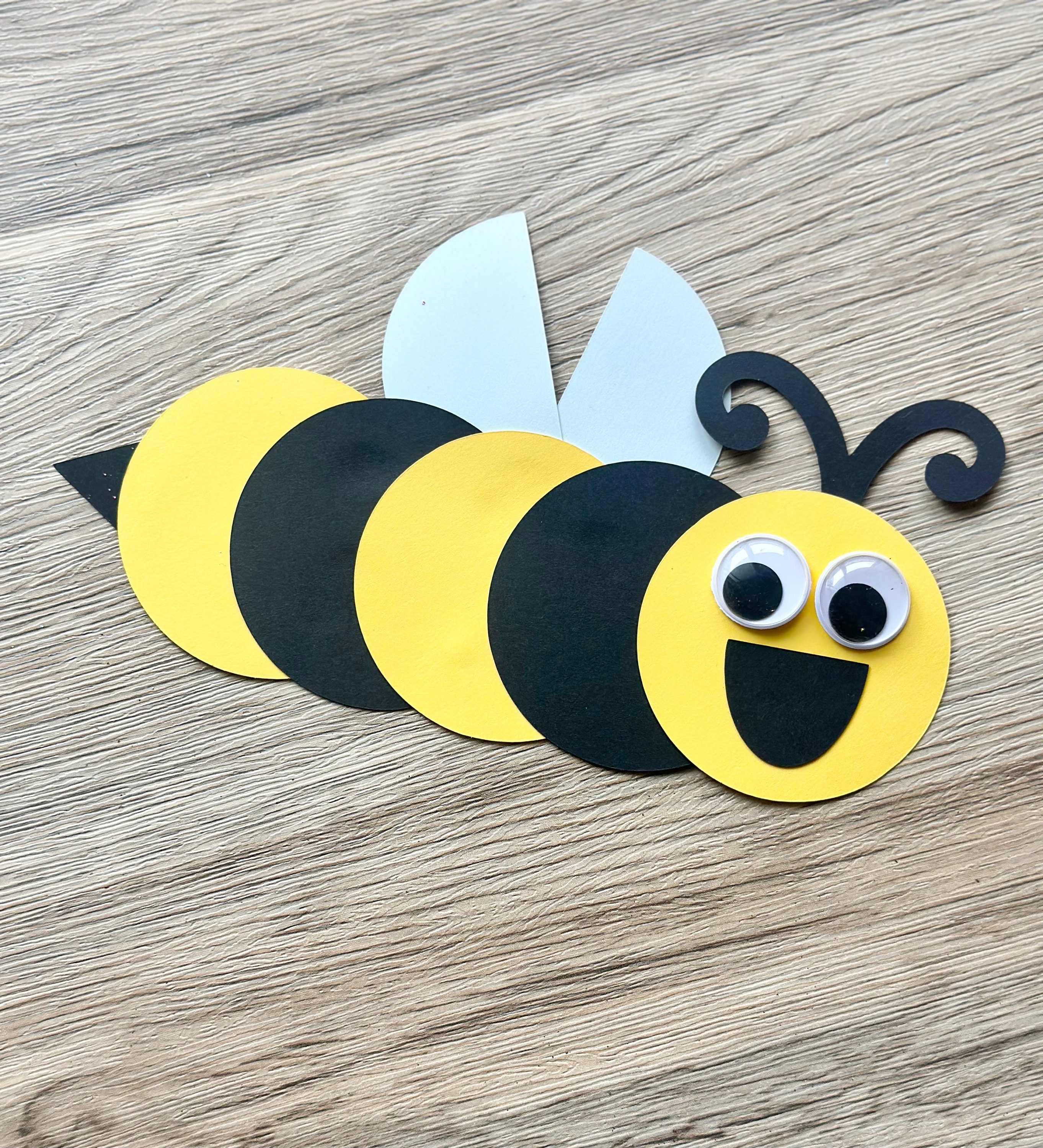 Bumble Bee Paper Craft Kit Bumble Bee Arts & Crafts Kit for Kids Insect ...