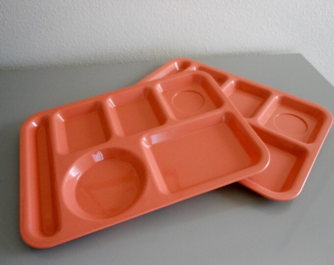 Coral Plastic Lunch Trays by Silite - Etsy