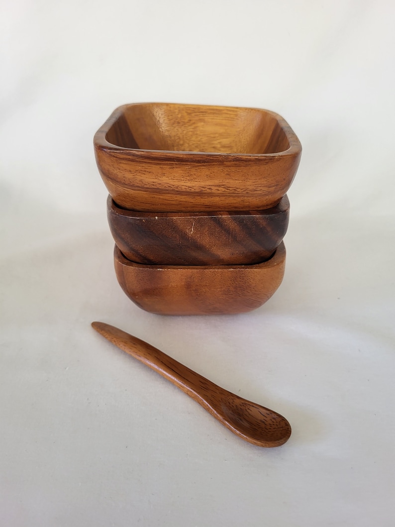 Vintage Hand Carved Wood Serving Set: Tray, Bowls, Spoon. Philippines ...