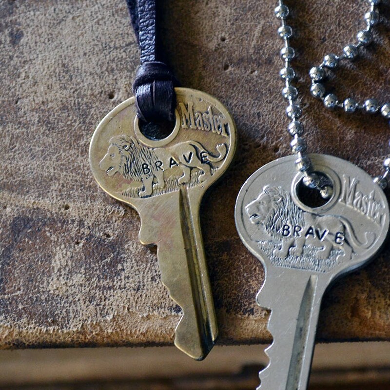 Vintage Key Necklace - Etsy