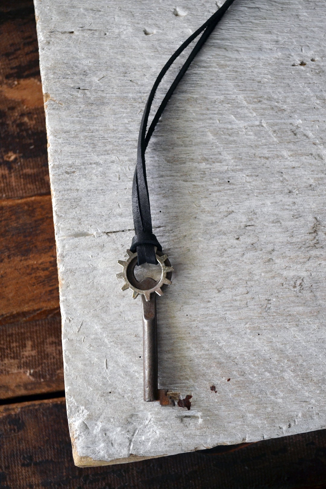 Mens Skeleton Key Necklace - Steampunk Key - Vintage Skeleton Key ...