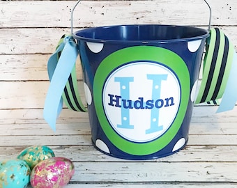 Custom 10 QUART bucket with stacked name in green and blues | Etsy