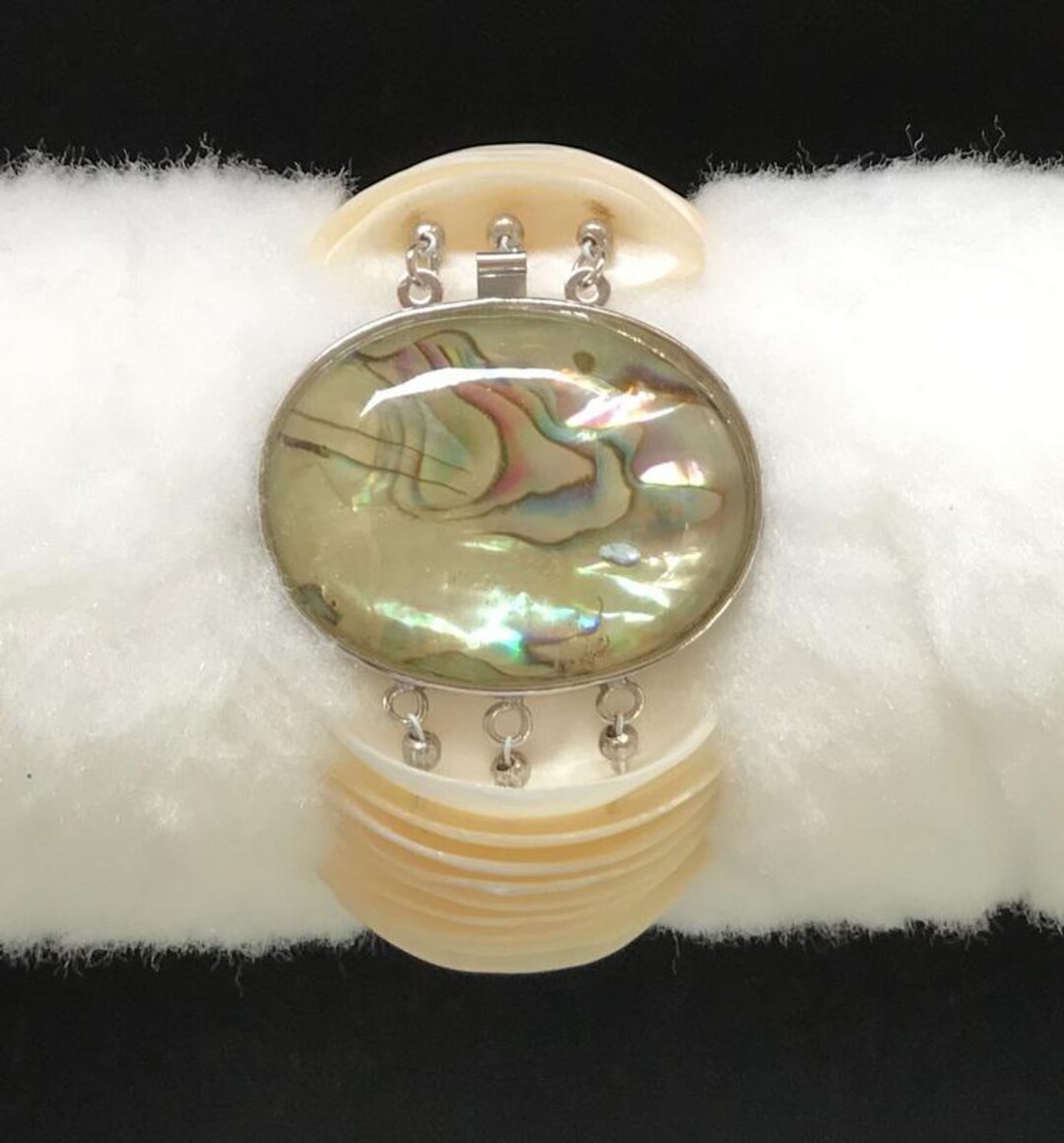 Mother of Pearl White Trochus Shell Beads, Oval Abalone Shell Clasp ...