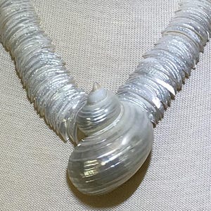 Graduated Trochus Seashell 18" Necklace With Matching Earrings and ...
