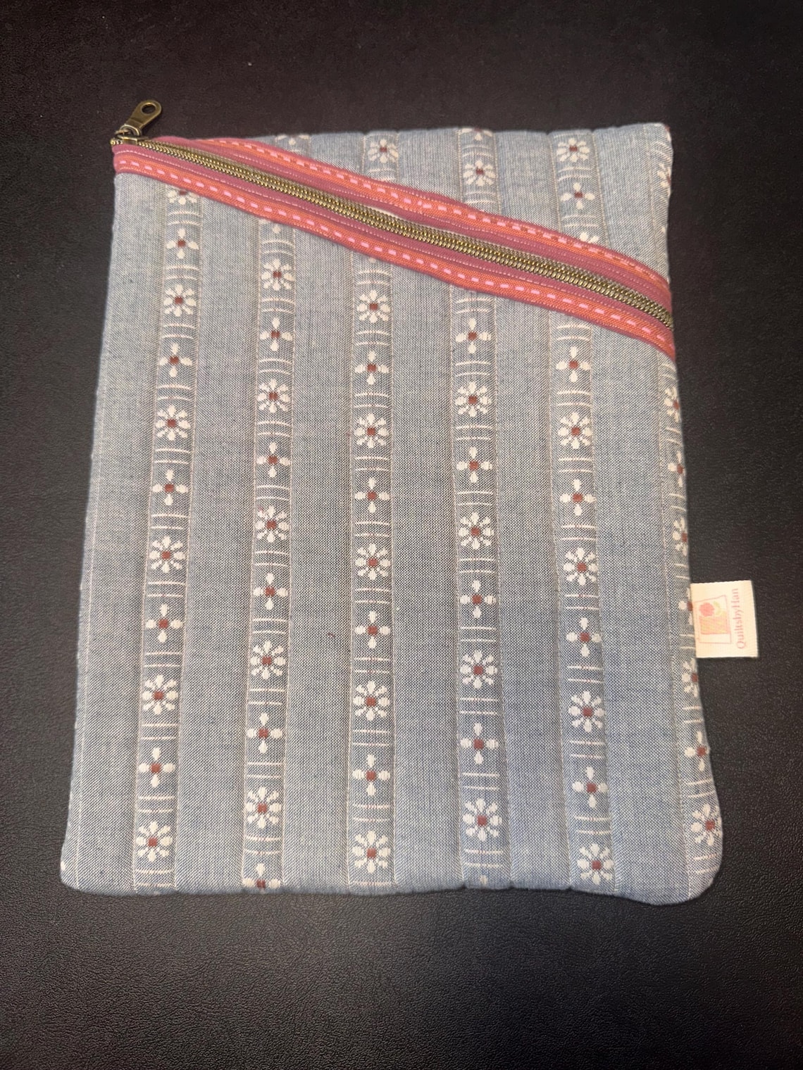 Hemingway Pouch (large 9x12”) in Woven Denim Floral - Etsy