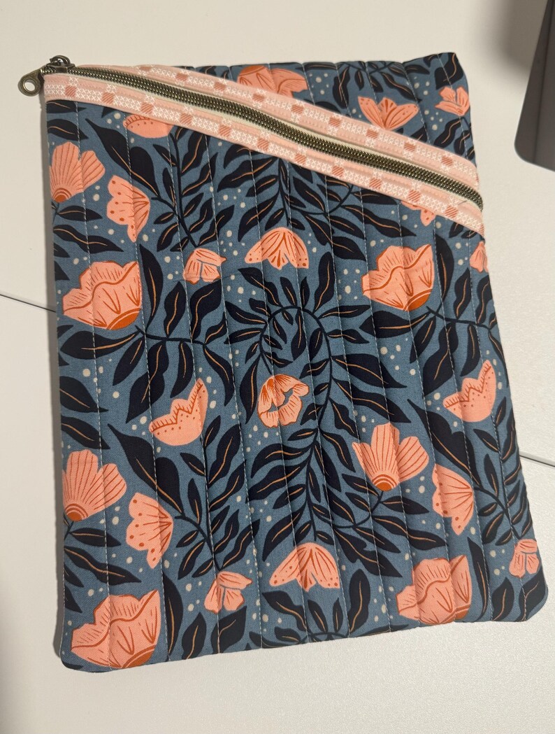 Hemingway Pouch (large 9x12”) Floral Pattern - Etsy