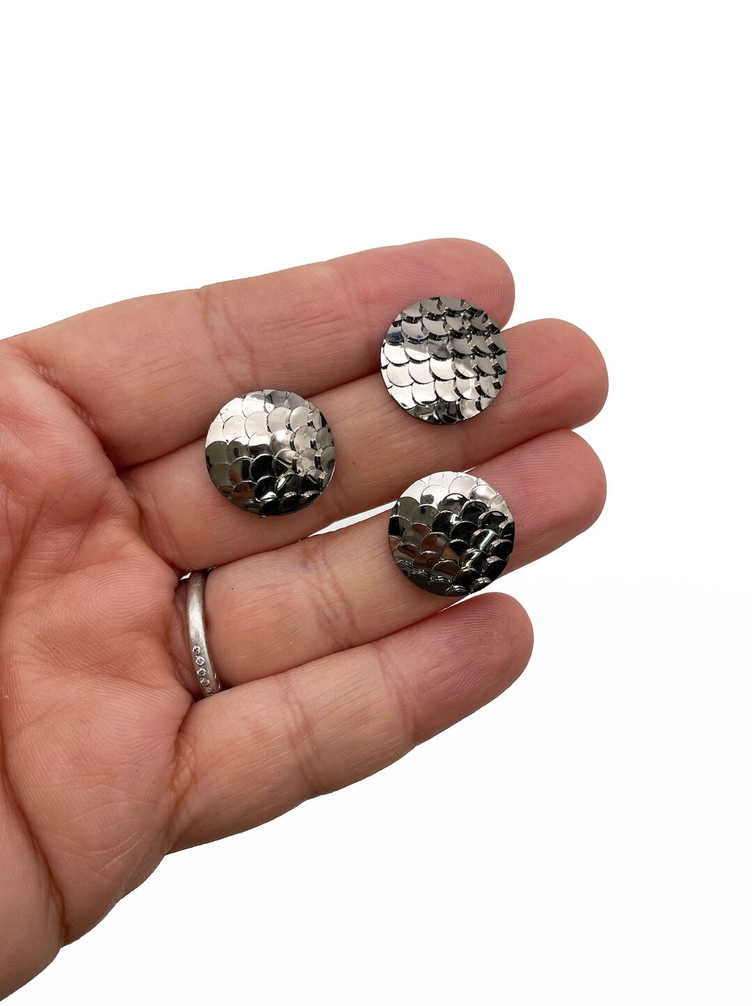 Ten Round 15mm Dark Silver Fish Scale Flatbacked Resin Cabochons, Flat ...