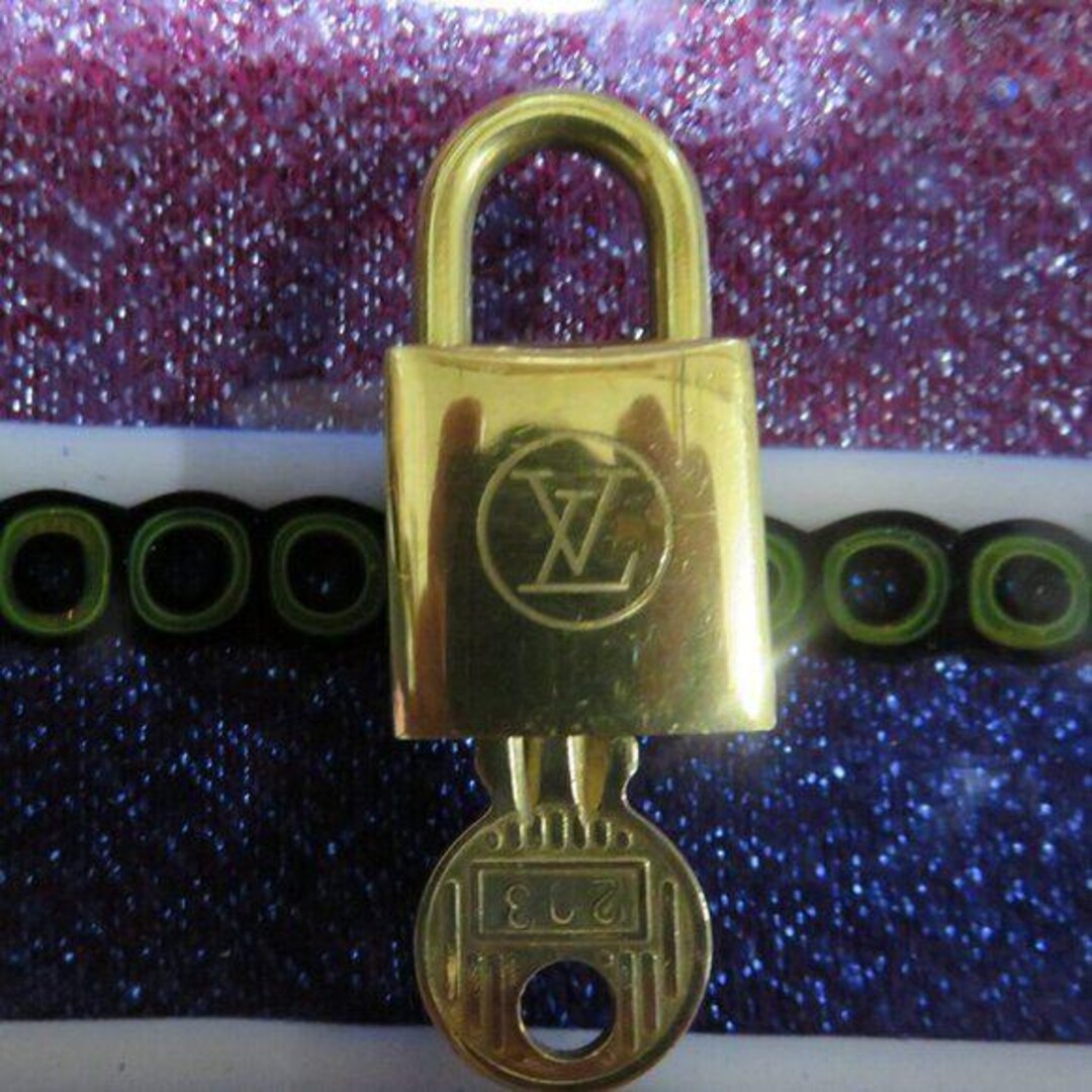 Louis Vuitton Gold Brass 200 Series Lock and Key 203 206 226 Available ...