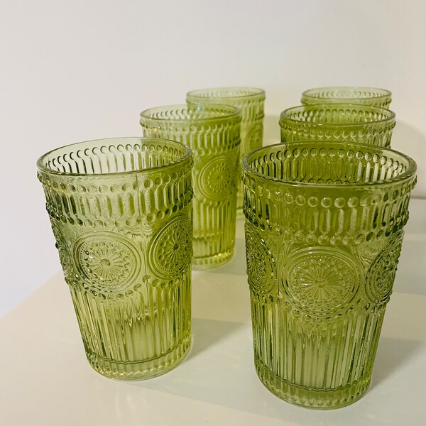 Vintage Set of Green Glassware - Etsy