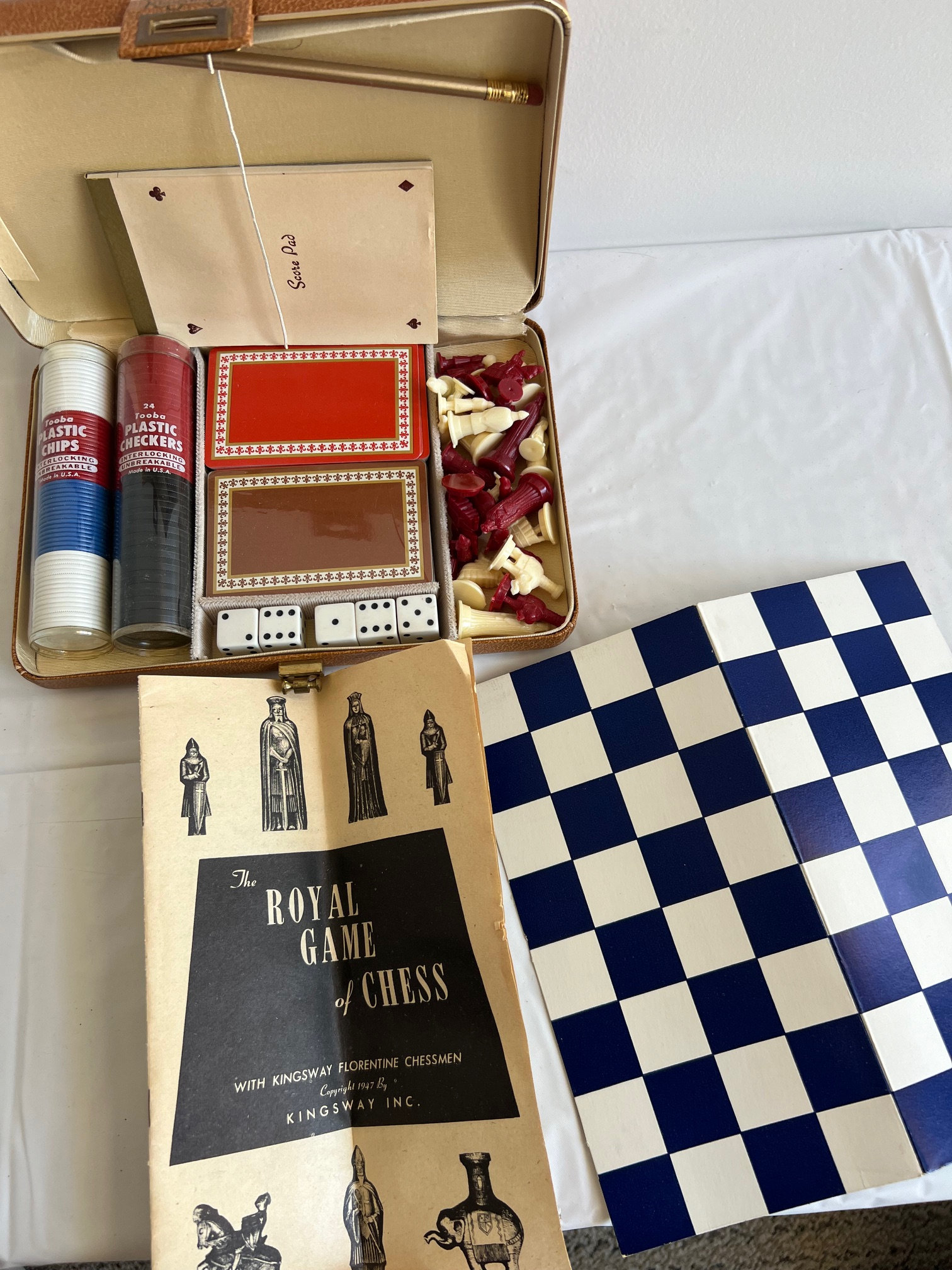 Vintage Kingsway Chess, Kings Bridge Game Travel Set in Case - Etsy