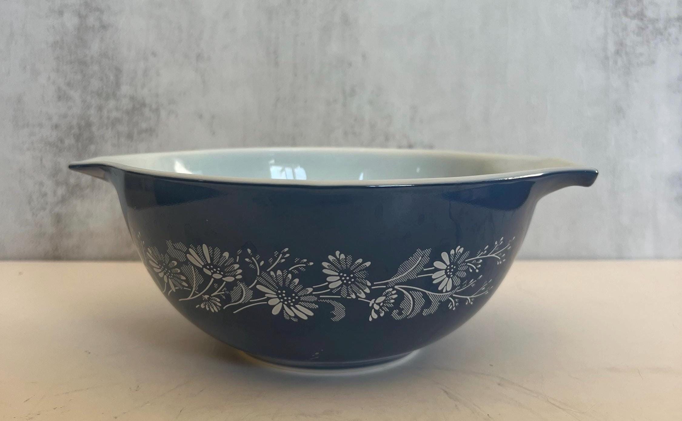 Vintage 1950s Pyrex 442 Blue Colonial Mist Cinderella Mixing Bowl 1.5 ...