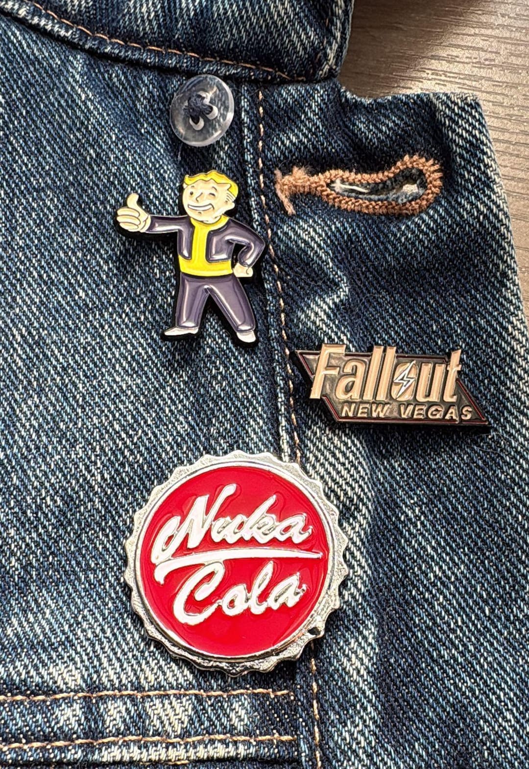 Fallout Bag Pin | Fallout New Vegas, Nuka Cola Bottle Cap and Pip-boy ...