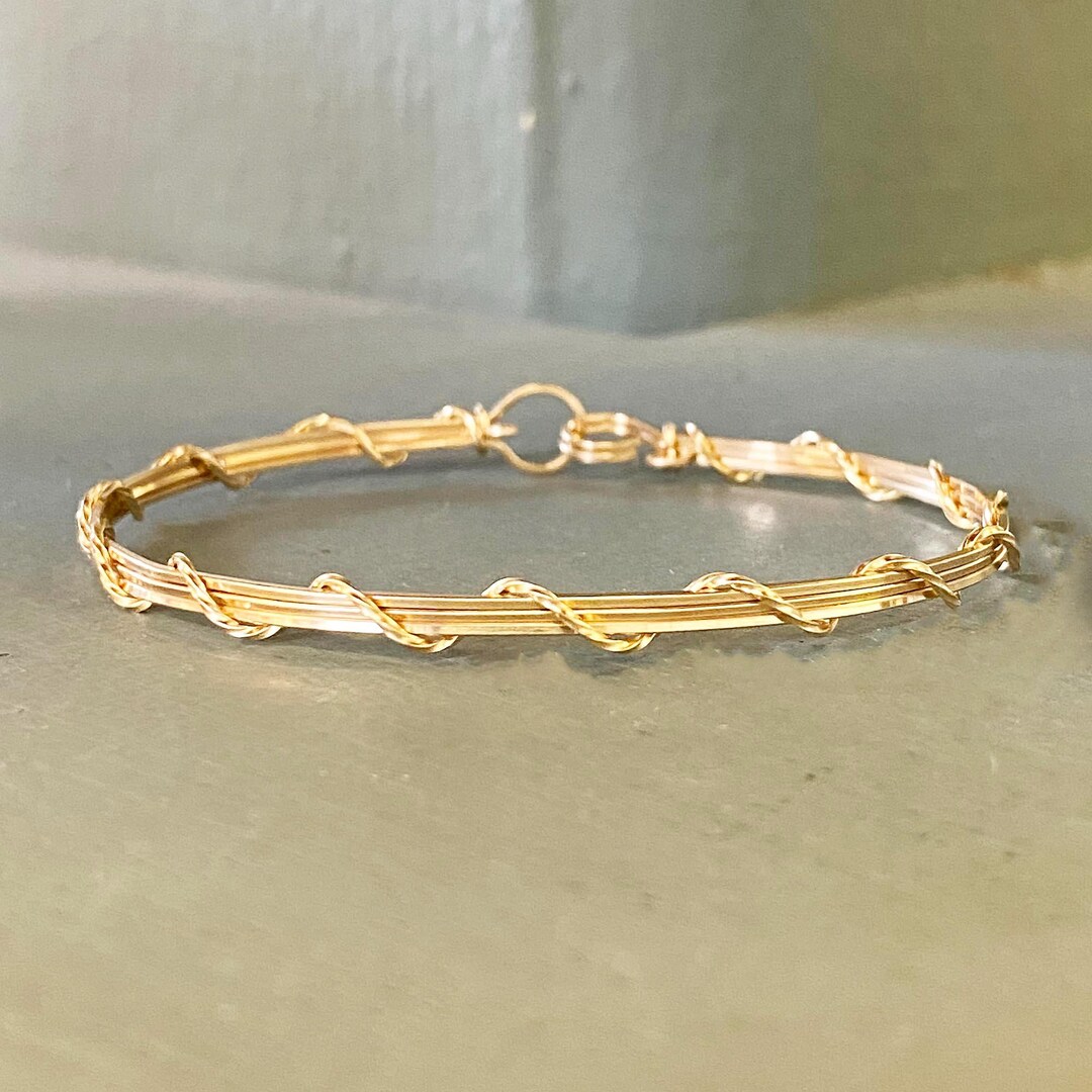Gold Wire Bangle - Charming and Feminine 14kt Gold Filled Wirewrapped ...