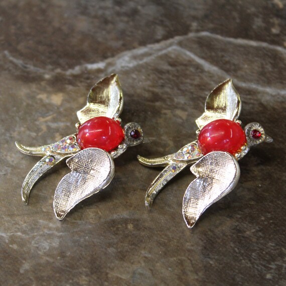 Vintage Bird Pins - Set of Two Flying Birds Brooches … - Gem
