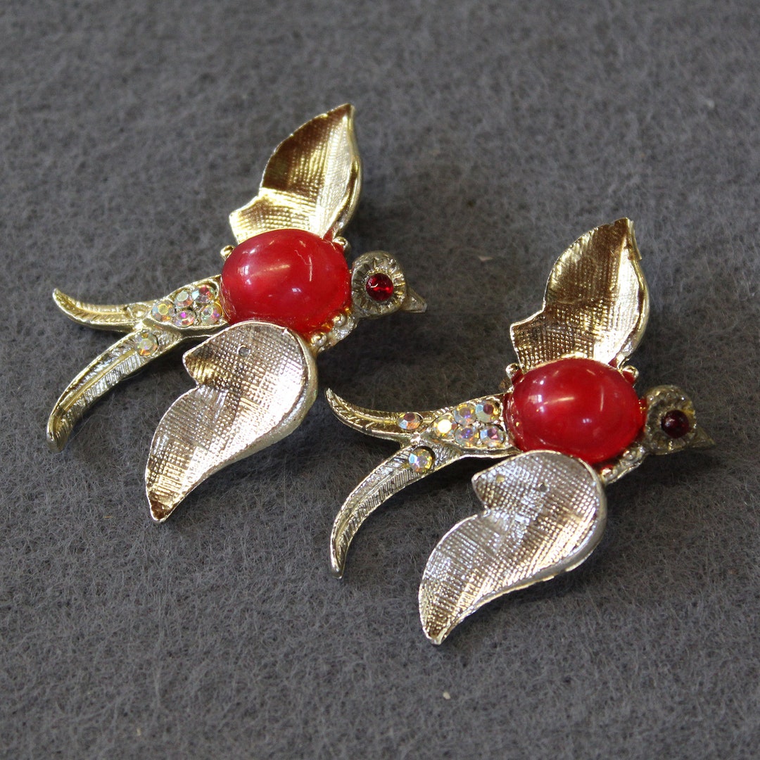 Vintage Bird Pins - Set of Two Flying Birds Brooches - Red and Gold Old ...