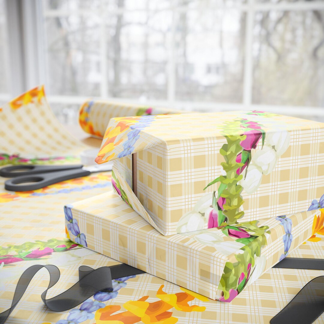 Hawaiian Lei Strands on Palaka - Wrapping Paper, Puakenikeni, Crown ...